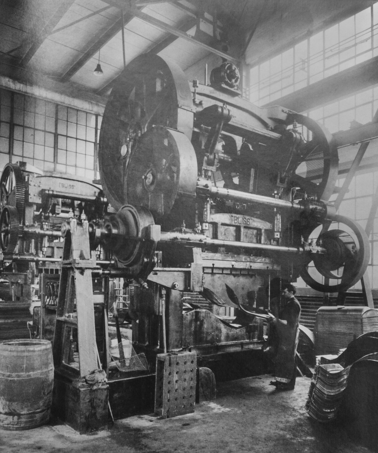 “Fordism and the Golden Age of Industrial Photography in America”, by ...