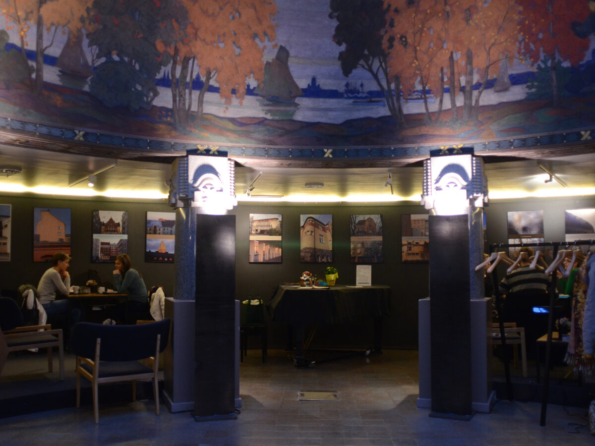 FRAMES Magazine | Page 2 | Because Excellent Photography Belongs On Paper