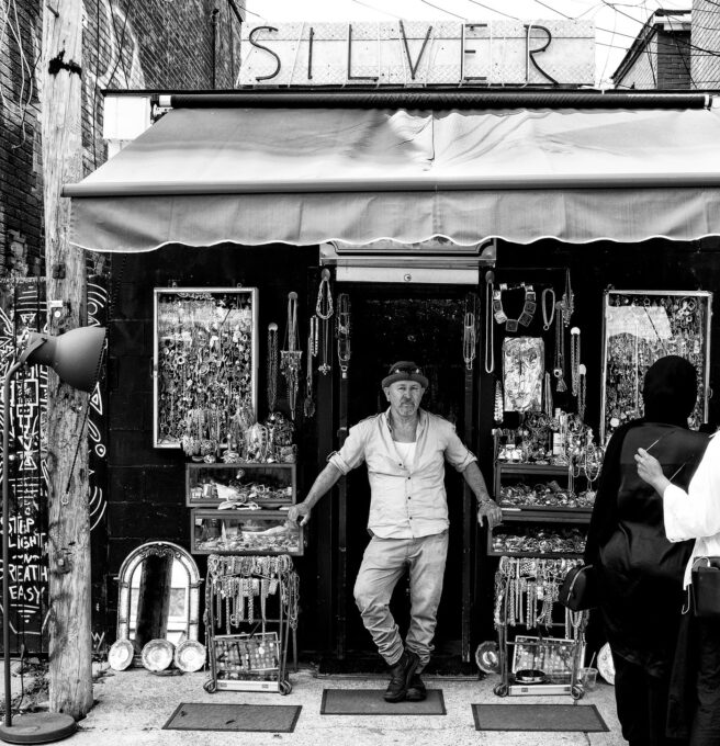 LOOK CLOSER: “For the Love of the Story: Four Short Photography Tales ...